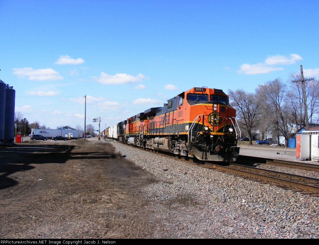 BNSF 1051